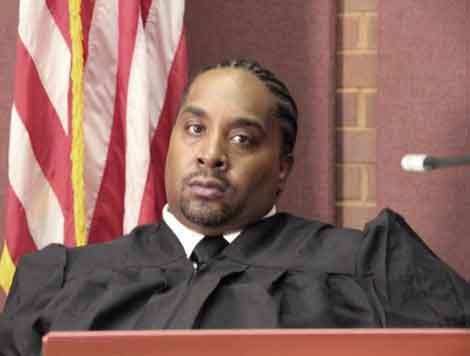 THE LIPSTAIN: ARE YOU READY FOR GHETTO COURT? With Judge ERIC B?